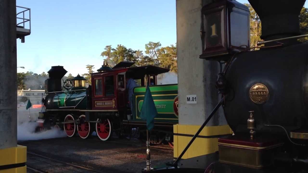 Roger E. Broggie Engine #3 Roundhouse At Disney World - YouTube