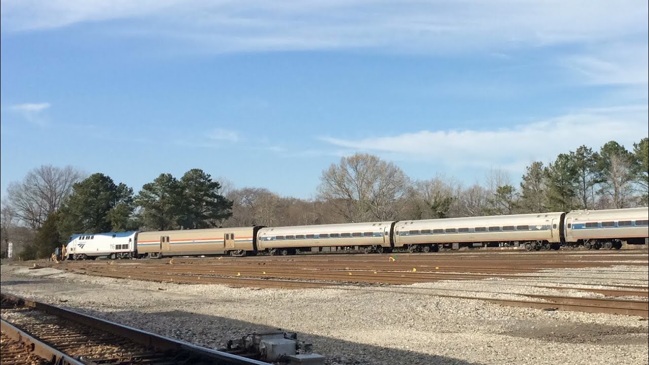 Amtrak 66 in Newport News Virginia - YouTube