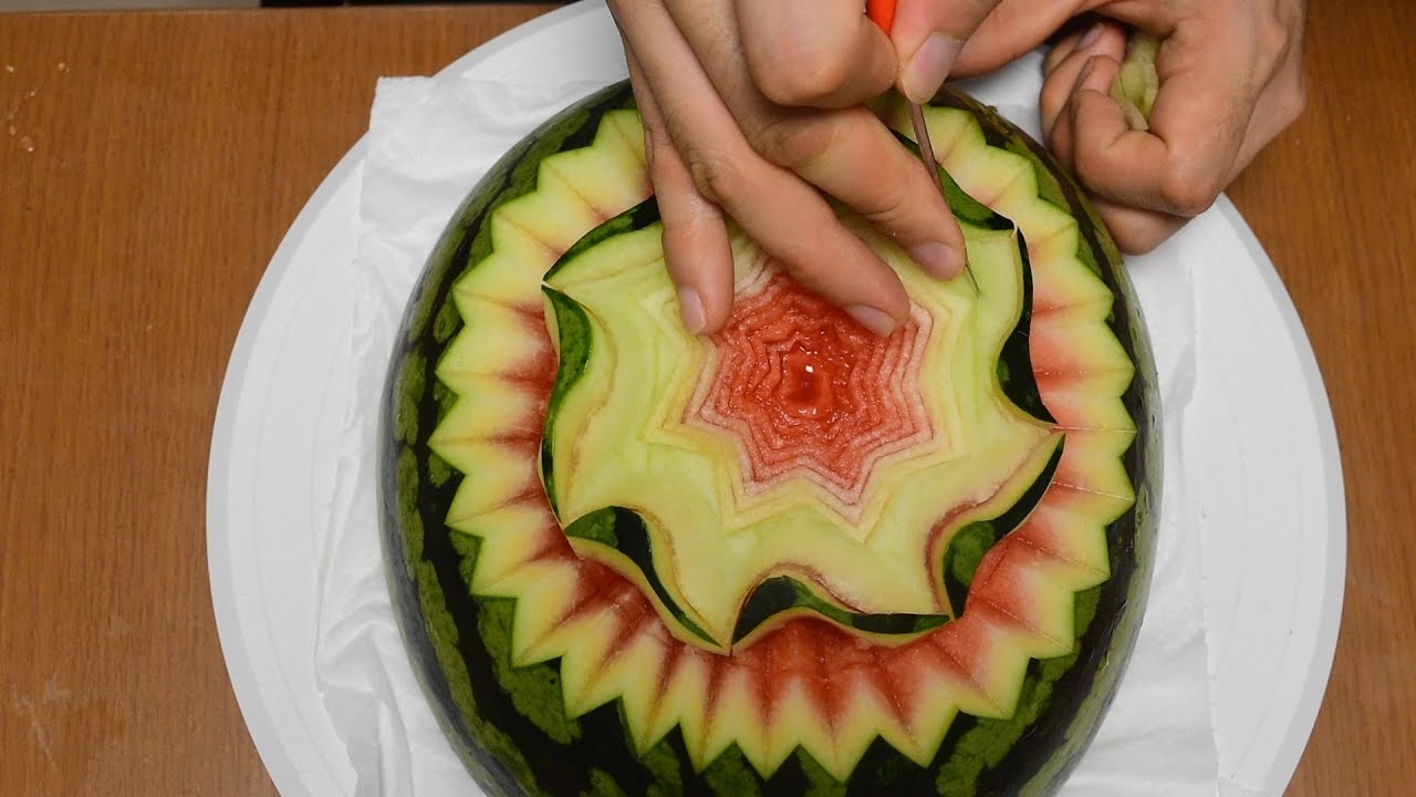 How to make 'a Simple Design 2' Watermelon Carving / FCL Team - YouTube