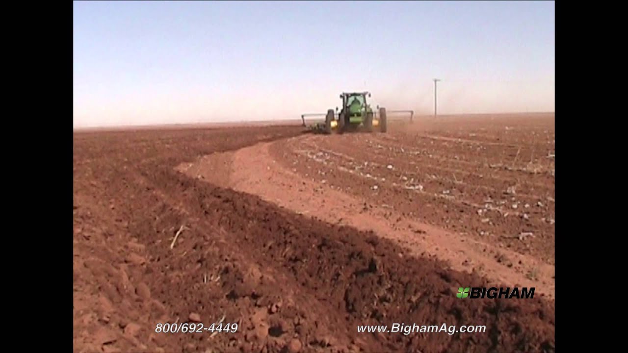 TerraTill Deep Tilling and Building Beds - YouTube