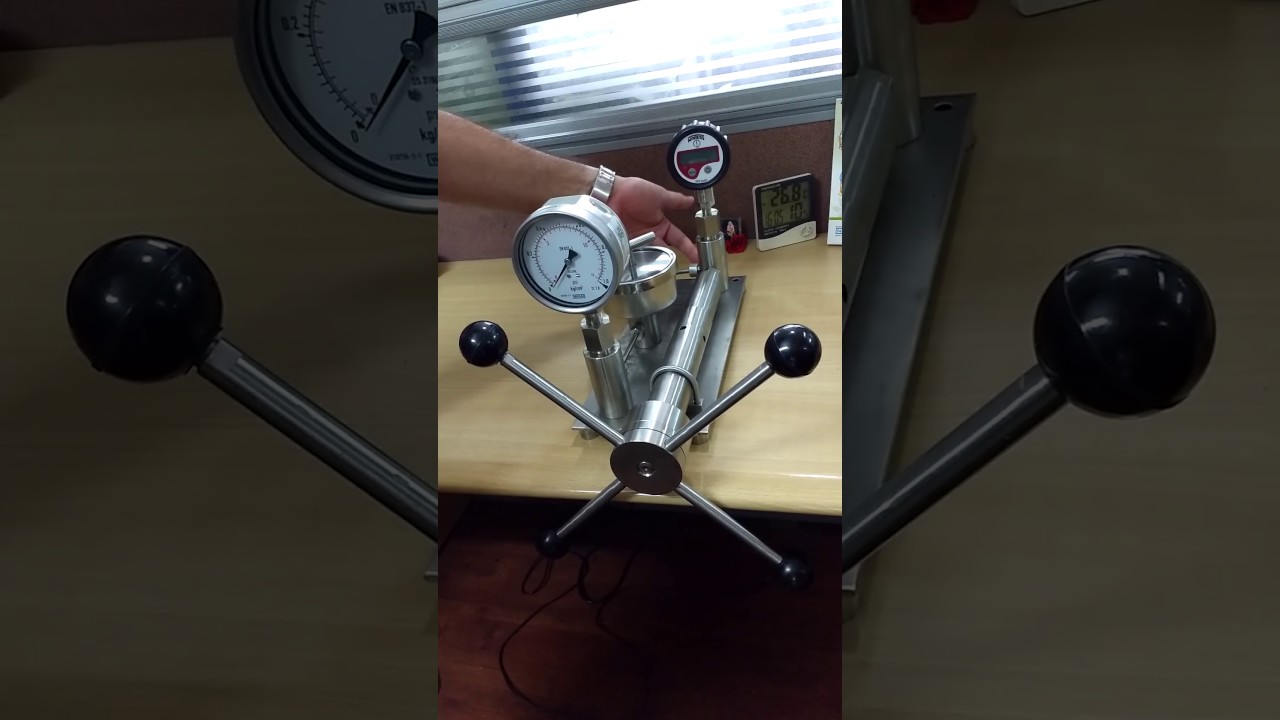 Bench Top Pressure Calibrator - YouTube