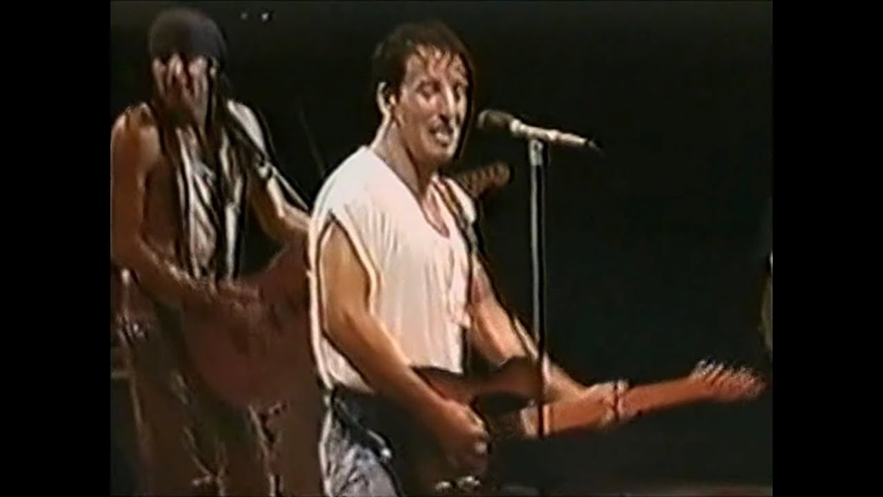 Bruce Springsteen - Stand On It - East Rutherford 1985 (Pro-Shot) - YouTube