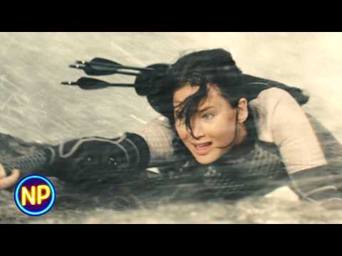 The Careers Ambush Katniss and Company | The Hunger Games: Catching Fire