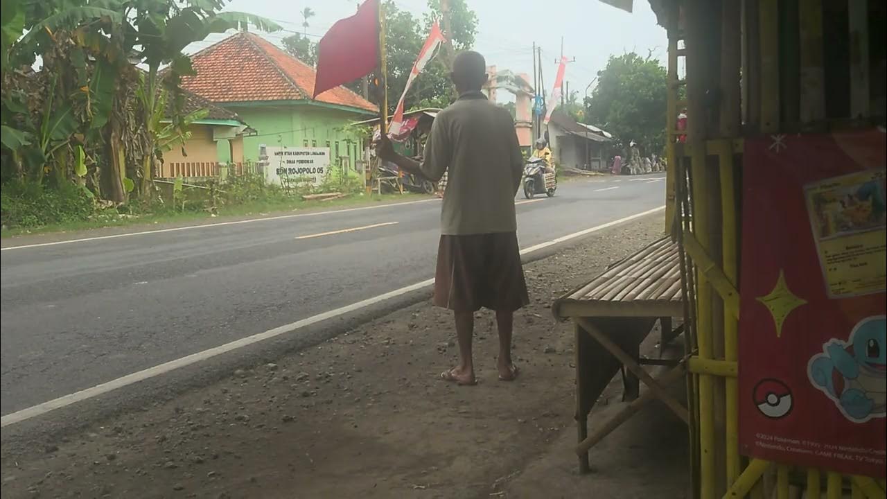 nongkrong di pinggir jalan jatiroto lumajang - YouTube