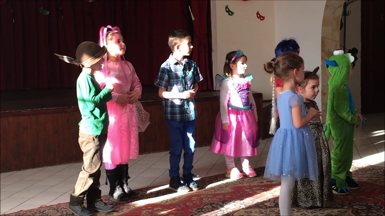 Bálványos Farsang (vers) - YouTube
