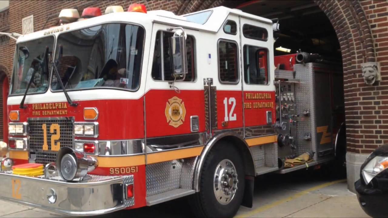 Philadelphia Fire Department Engine 12 responding 3/13/16 - YouTube