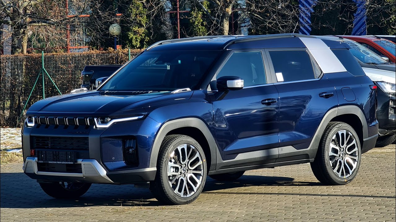 SsangYong Torres Premium 1.5 T-GDI 163 AT6 Dandy Blue - YouTube