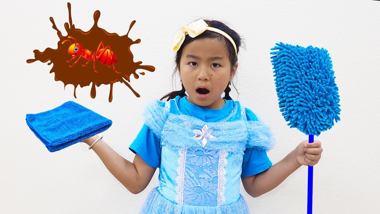 Jannie Pretend Play with Cleaning Toys for Ants Kids Video - YouTube