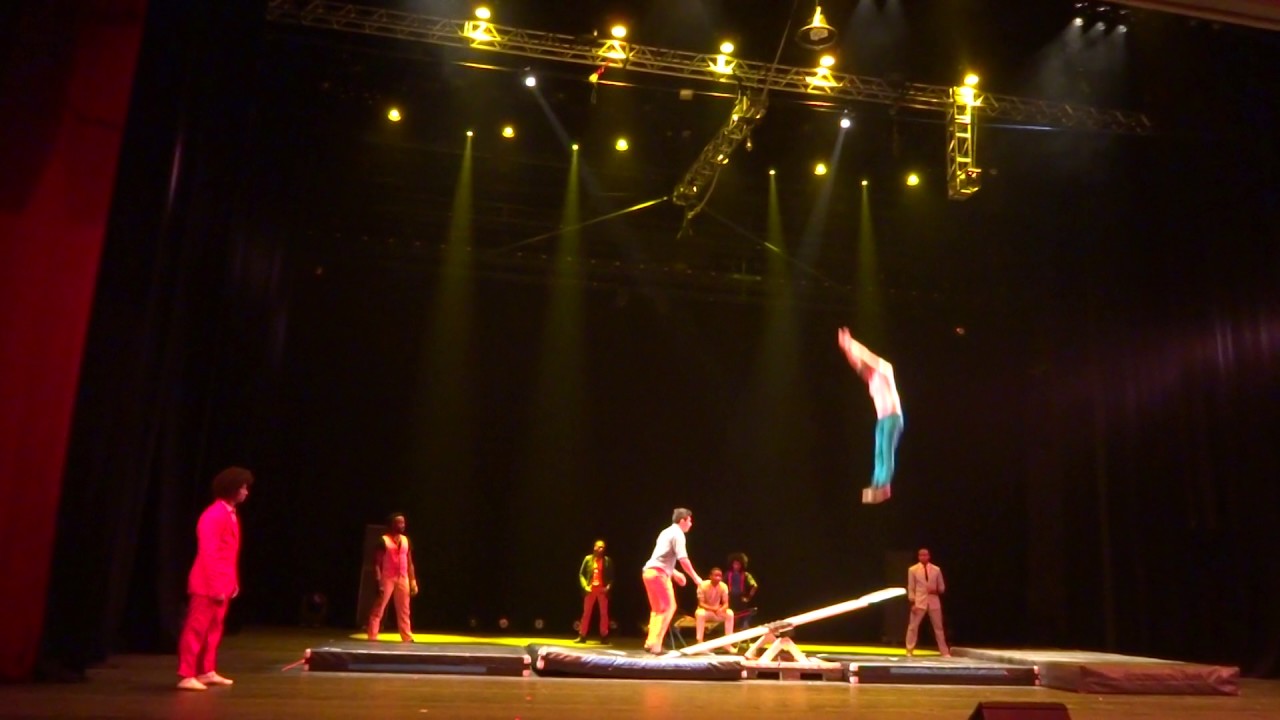 Teeterboard act by Juan & Johan 2131 / www.maximaaa.com - YouTube