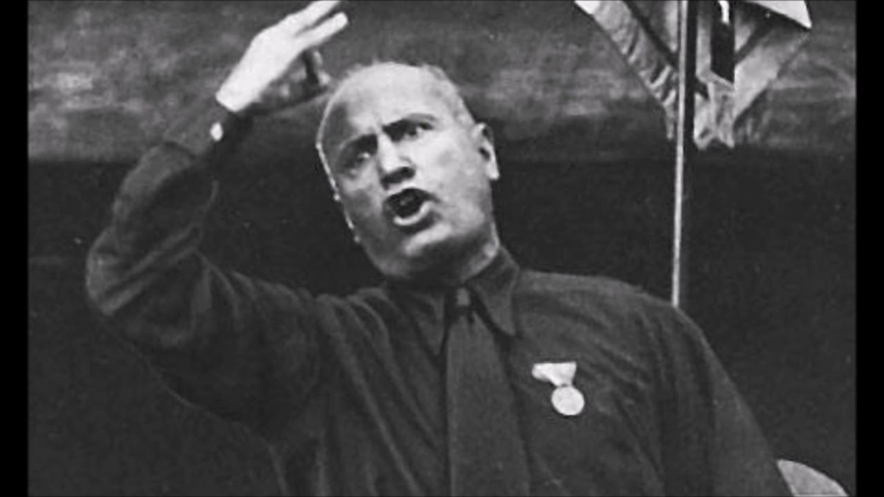 Ecco come Mussolini ha ridotto il numero dei deputati nel 1928 ...