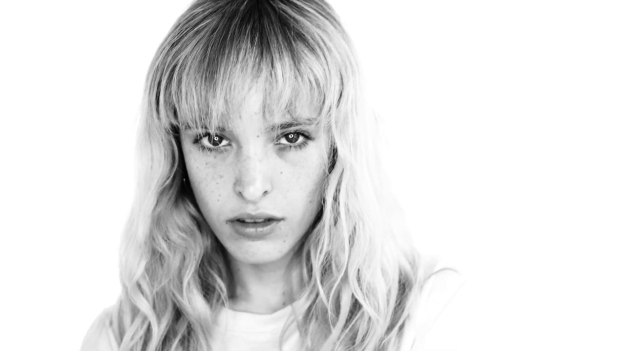 Model Moments: Thomasina Sanders | FORD Models - YouTube