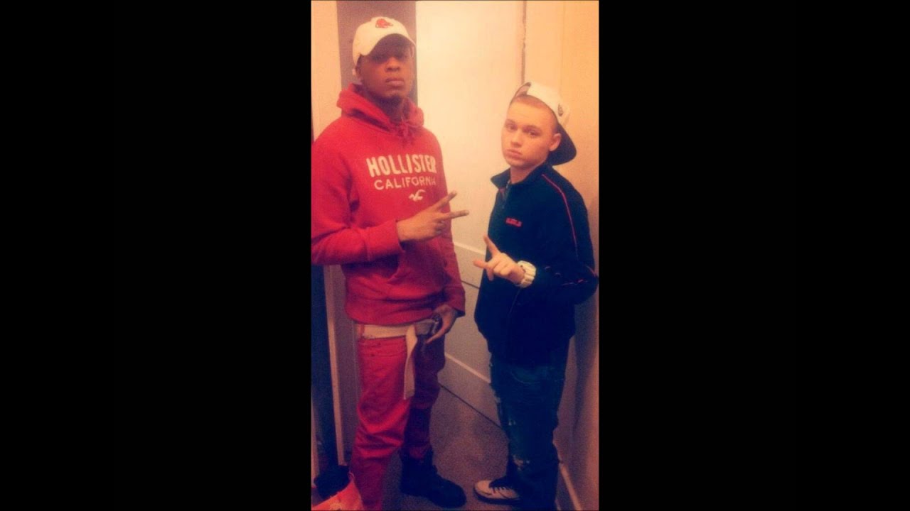 DeBrown Ft Roy Clouds - Diced Pineapples Freestlye.mp3 - YouTube