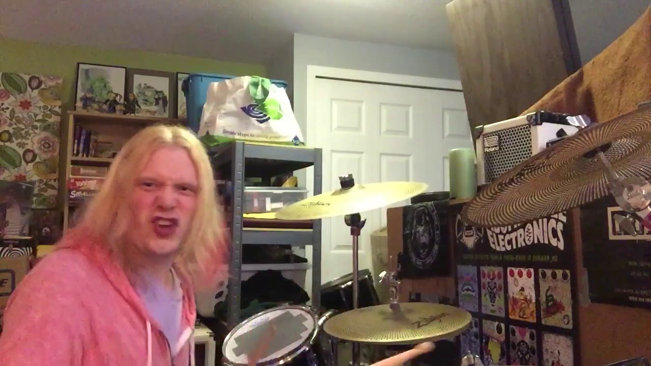 UNDERRATED TECH GENIUS!! | Pearl Eliminator REMOTE Hats in the center ...