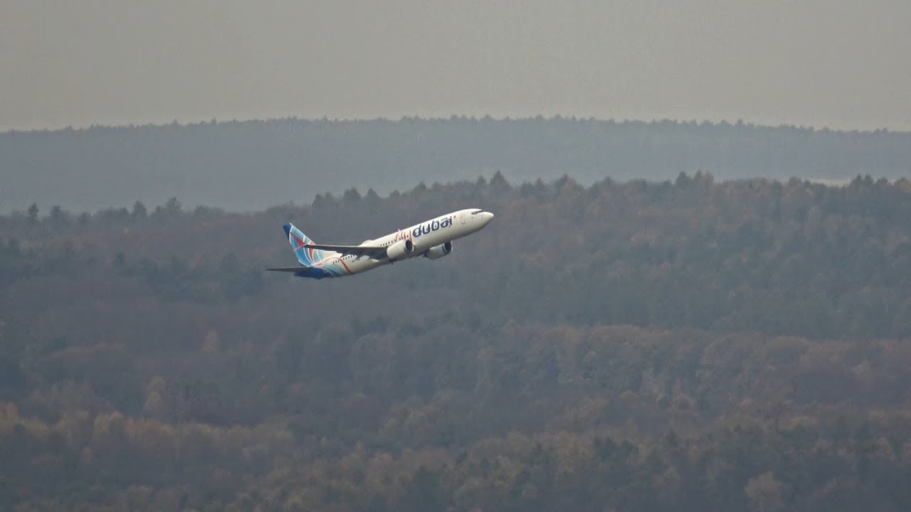 FlyDubai Boeing 737 MAX TAKE-OFF - YouTube