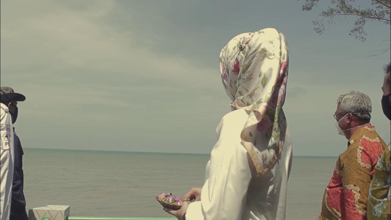 Commemoration Services for Radji Beach, Bangka Island, 2021: Laying of wreaths - YouTube