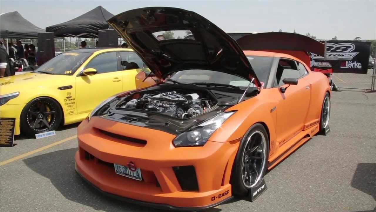 Nissan GTR Custom tuned INSANE 600 HP to the wheel - YouTube
