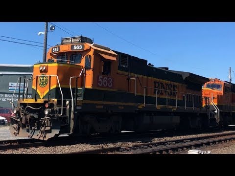BNSF 563 Leading EVELVJ! Ft Amtrak Cascades with Horizon Cars (Remade) - YouTube
