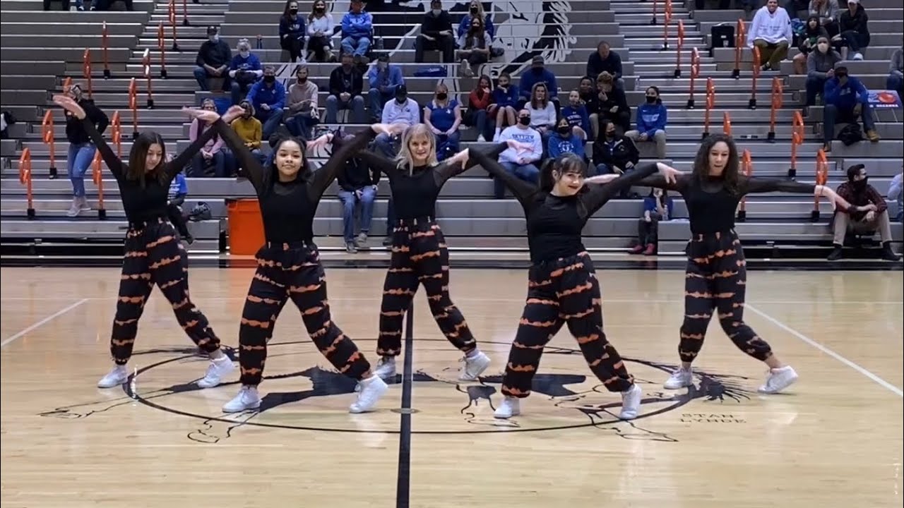 Senior Storm Dance Team / “Britney MegaMix” Halftime Performance - YouTube