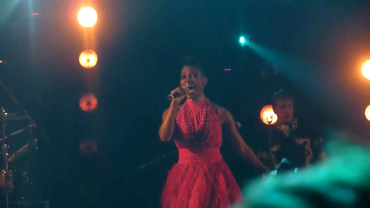 Morcheeba Skye Otherwise + Even Though @ Live In Moscow2010 - YouTube