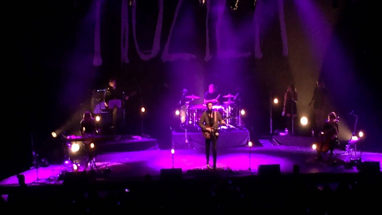 Someone New - Hozier (Live 04-21-15) - YouTube