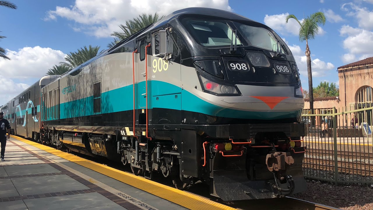 Amtrak and Metrolink Compilation. - YouTube