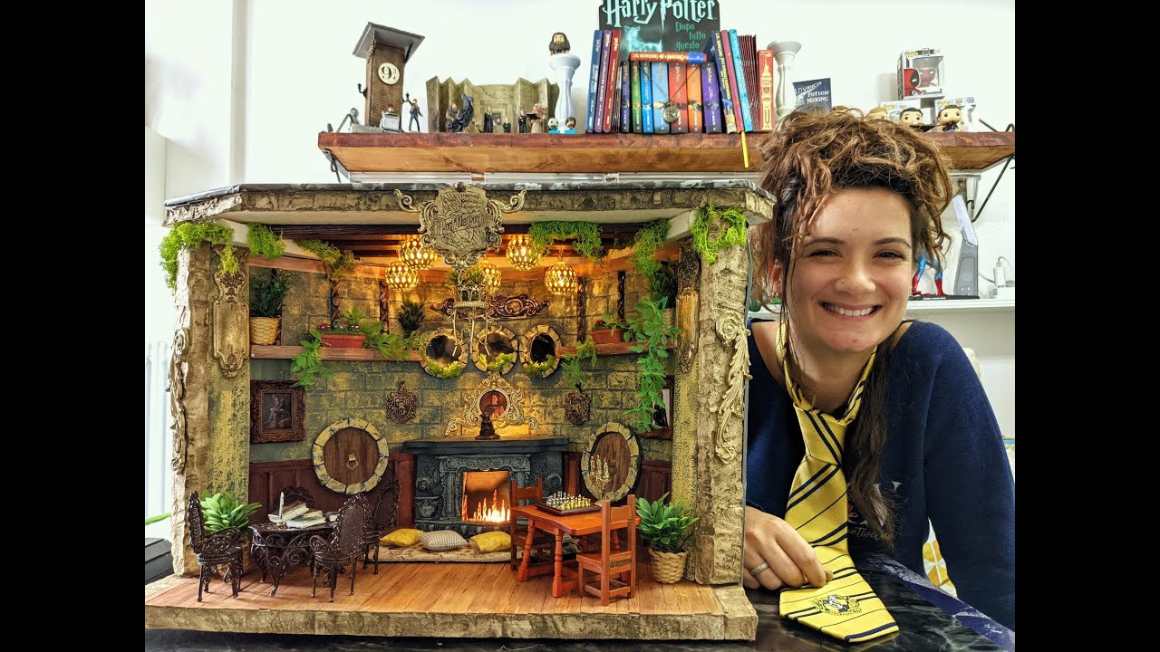DIY Harry Potter- Hufflepuff Basement 🦡 - YouTube