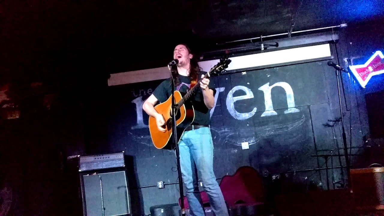 Hotelier - Goodness (Acoustic solo set) - YouTube