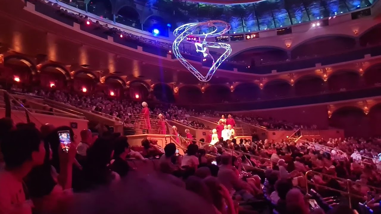 Cirque Du Soleil Show O Las Vegas Bellagio, Nevada USA 2022 - YouTube