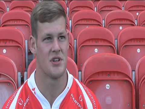 Tom Savage reacts after being named as Gloucester Rugby captain - YouTube