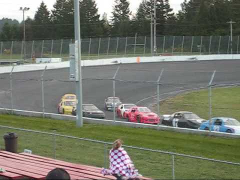 2008 baby grand racing - YouTube