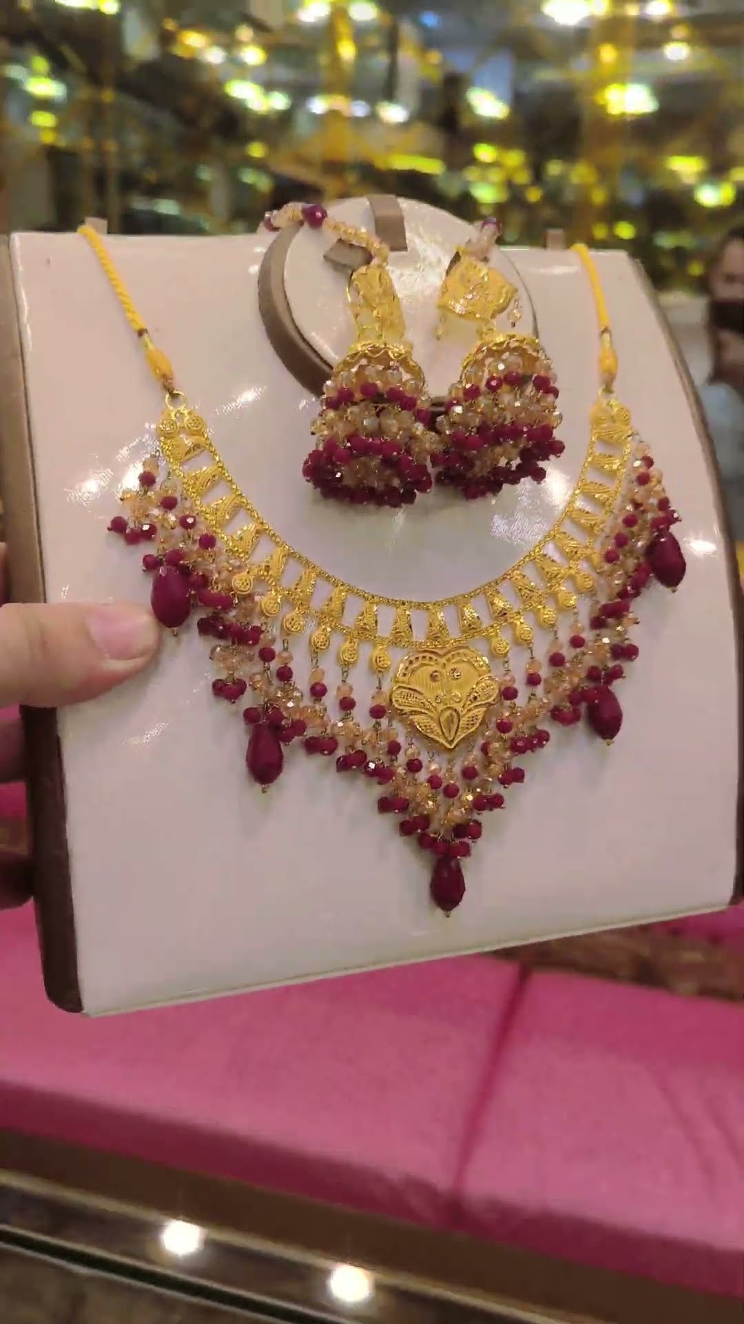 1 tola light weight beautiful Gold set - YouTube