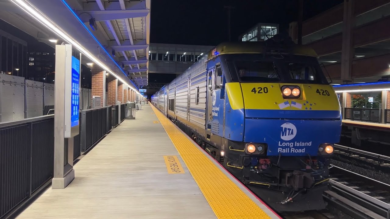 LIRR 571 with a 4 car double engine featuring hidden cab car - YouTube