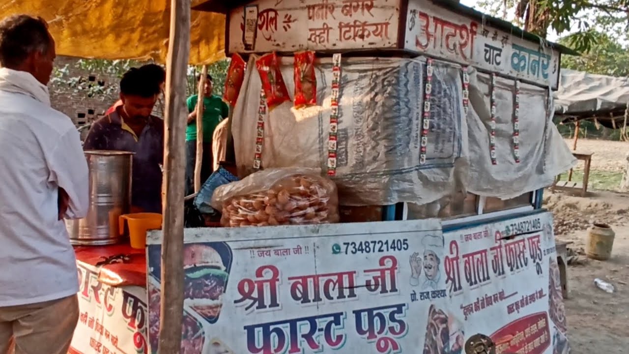 Famous Pani Batasa In Chandrai Churaha#streetfood #fastfood - YouTube