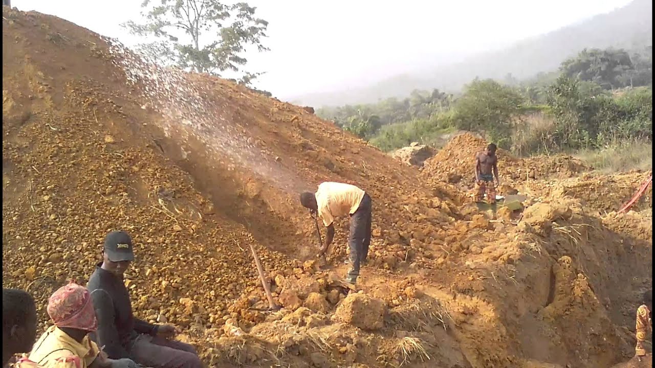 Galamsey Operations in Kyebi Area part 4 - YouTube