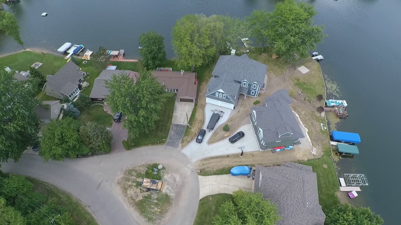 Chain of lakes pinckney - YouTube