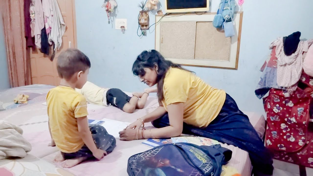 Indian Mom's SUPER BUSY Morning Routine in Summer! 💁 indian housewife real routine blog ...