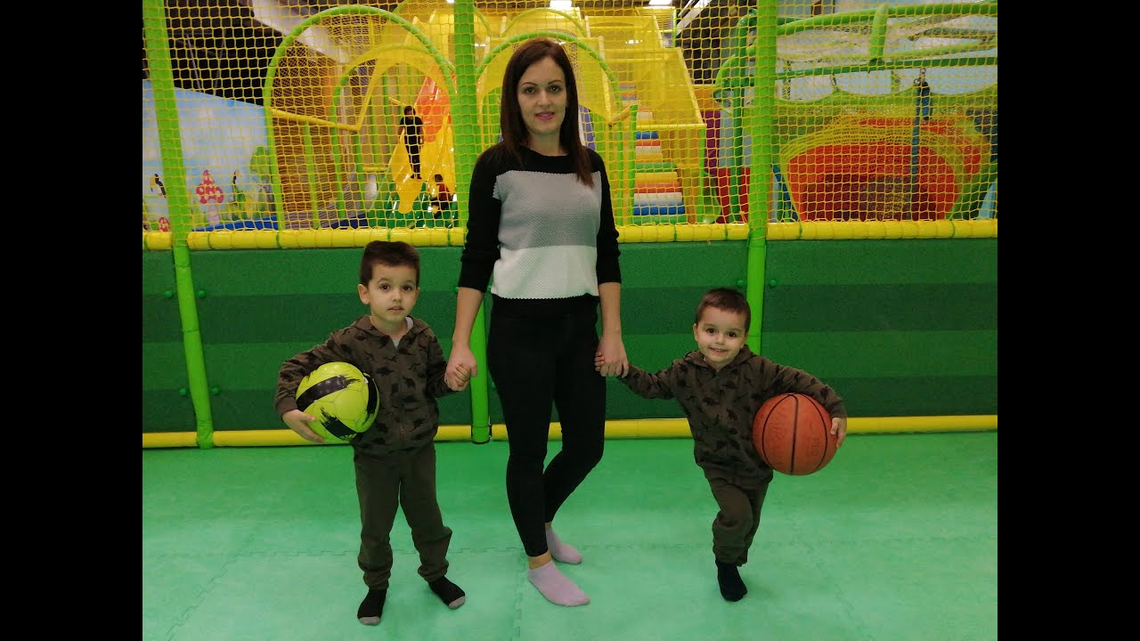 LOL Igraonica Beograd - YouTube