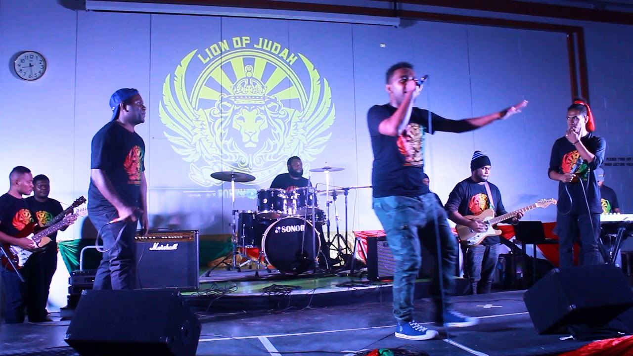 Jah Roots cover live_Love_ ( EF BOYZ). Solomon Island music 2017. - YouTube