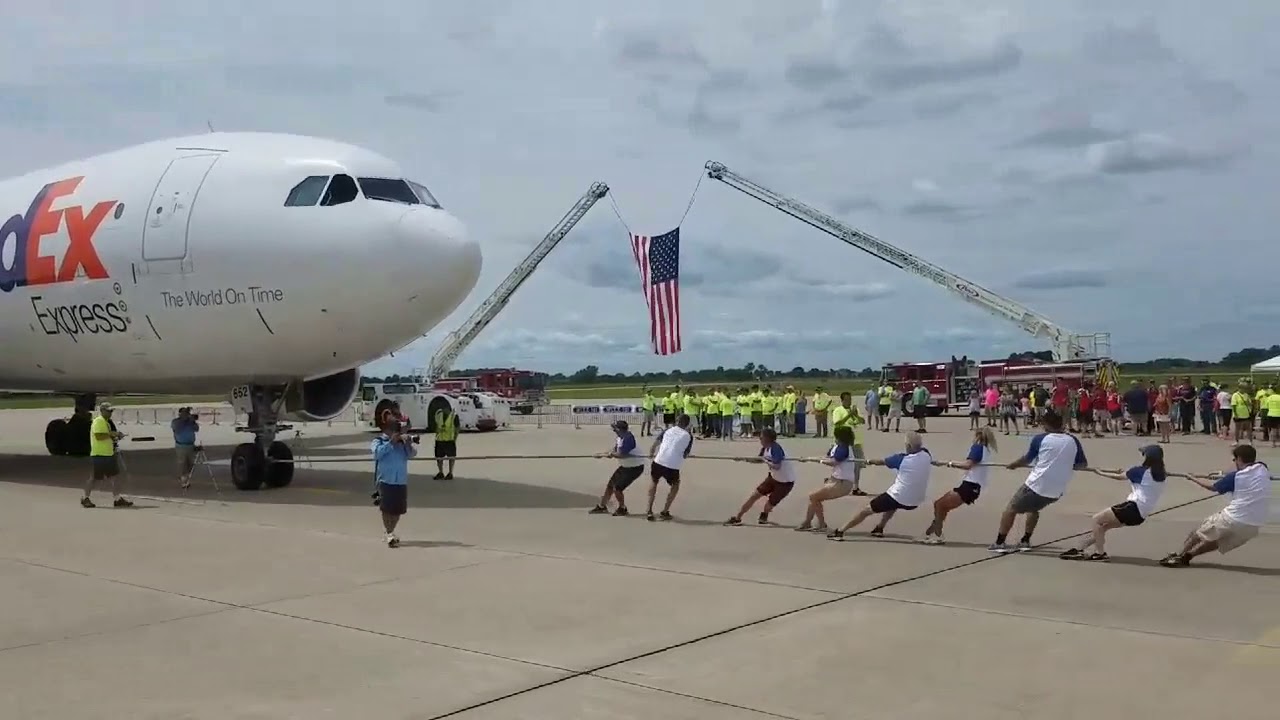 Baysek Plane Pull for US Veterans - YouTube