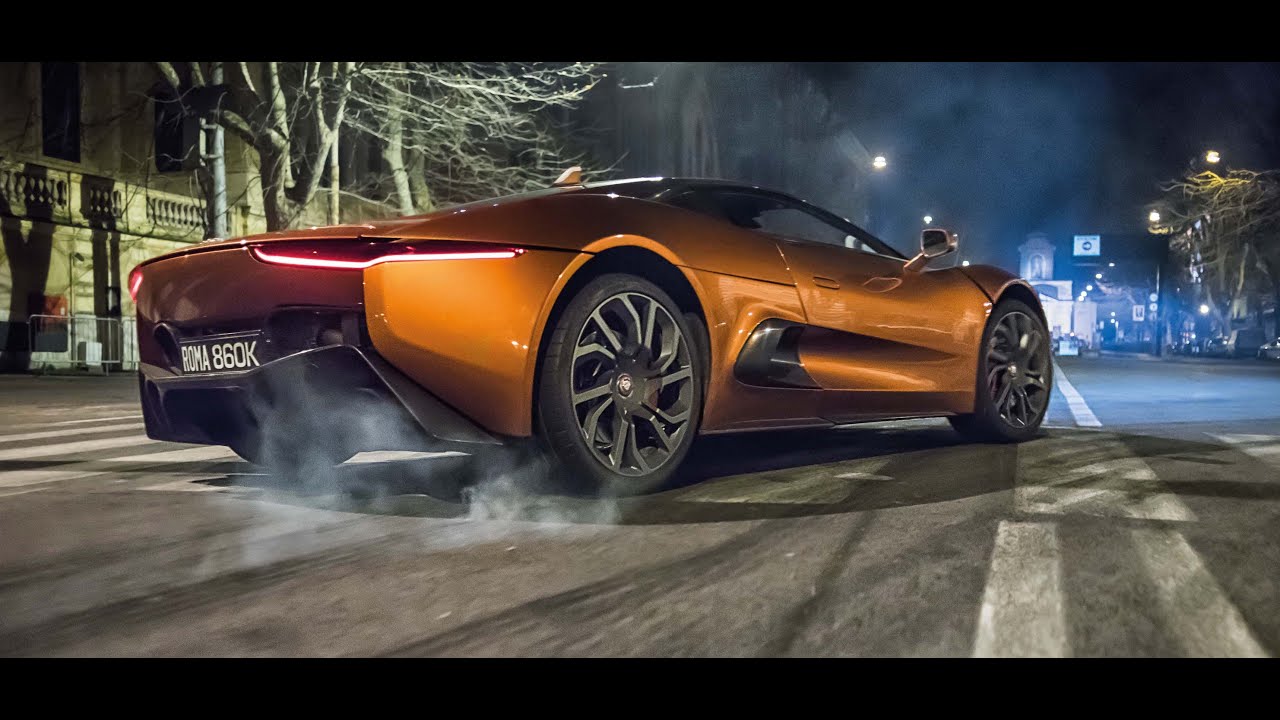 Jaguar Stunt Vehicle C-X75 Chase Scene: James Bond SPECTRE - YouTube