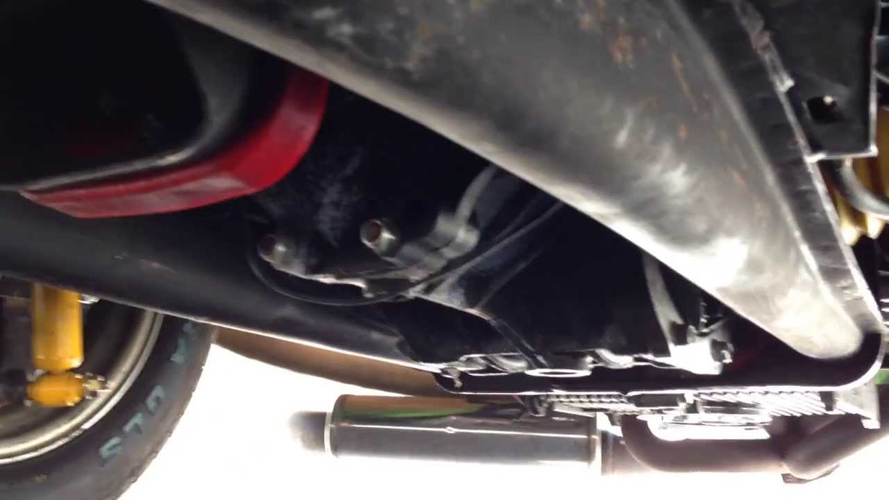 58 Bug Under Carriage 1 - YouTube