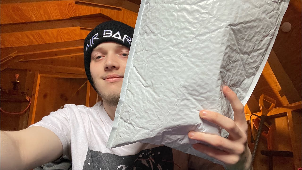 Opening and reviewing package from Nic delivery 1!!(Spaceman and HQD ...