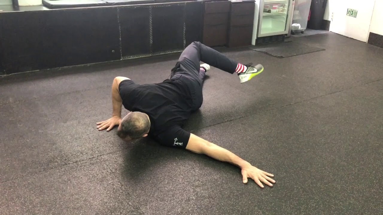Side Scorpion Stretch - YouTube