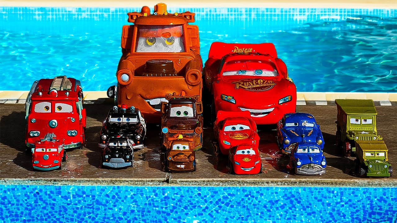 Disney Pixar Cars falling into deep pool, Lightning McQueen, Tow Mater ...