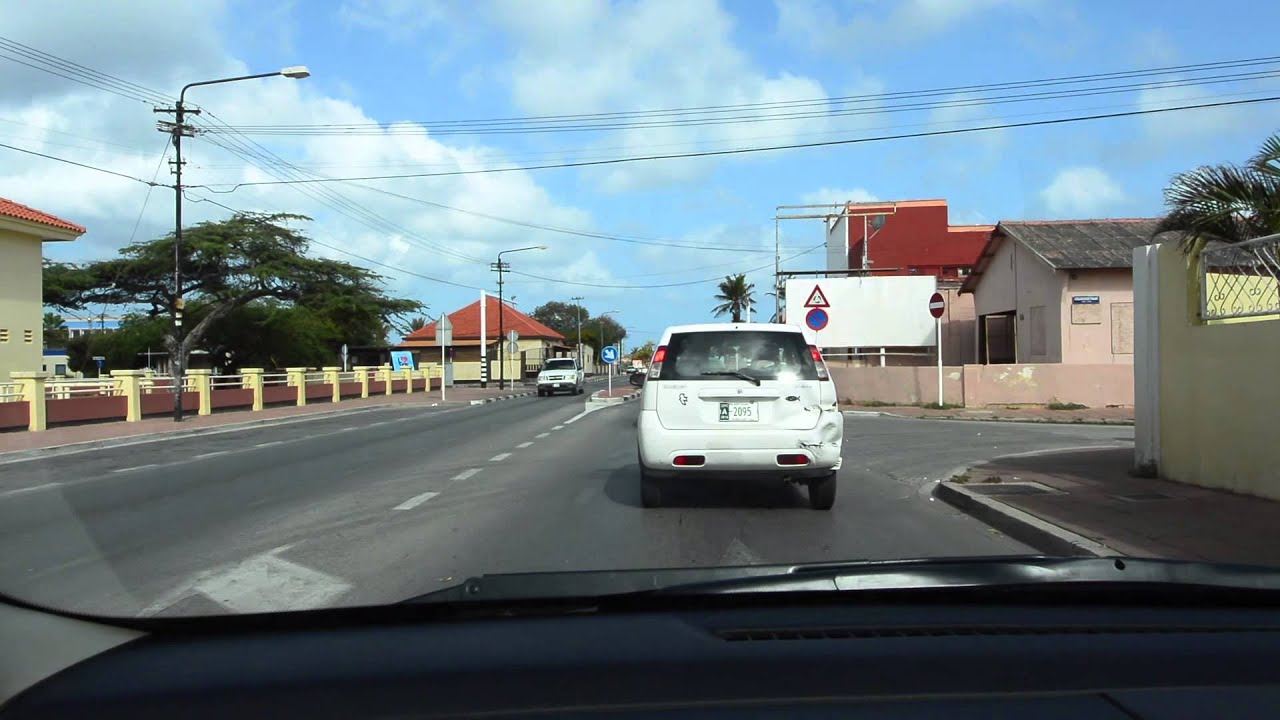 Aruba Driving Airport to Hotels - YouTube