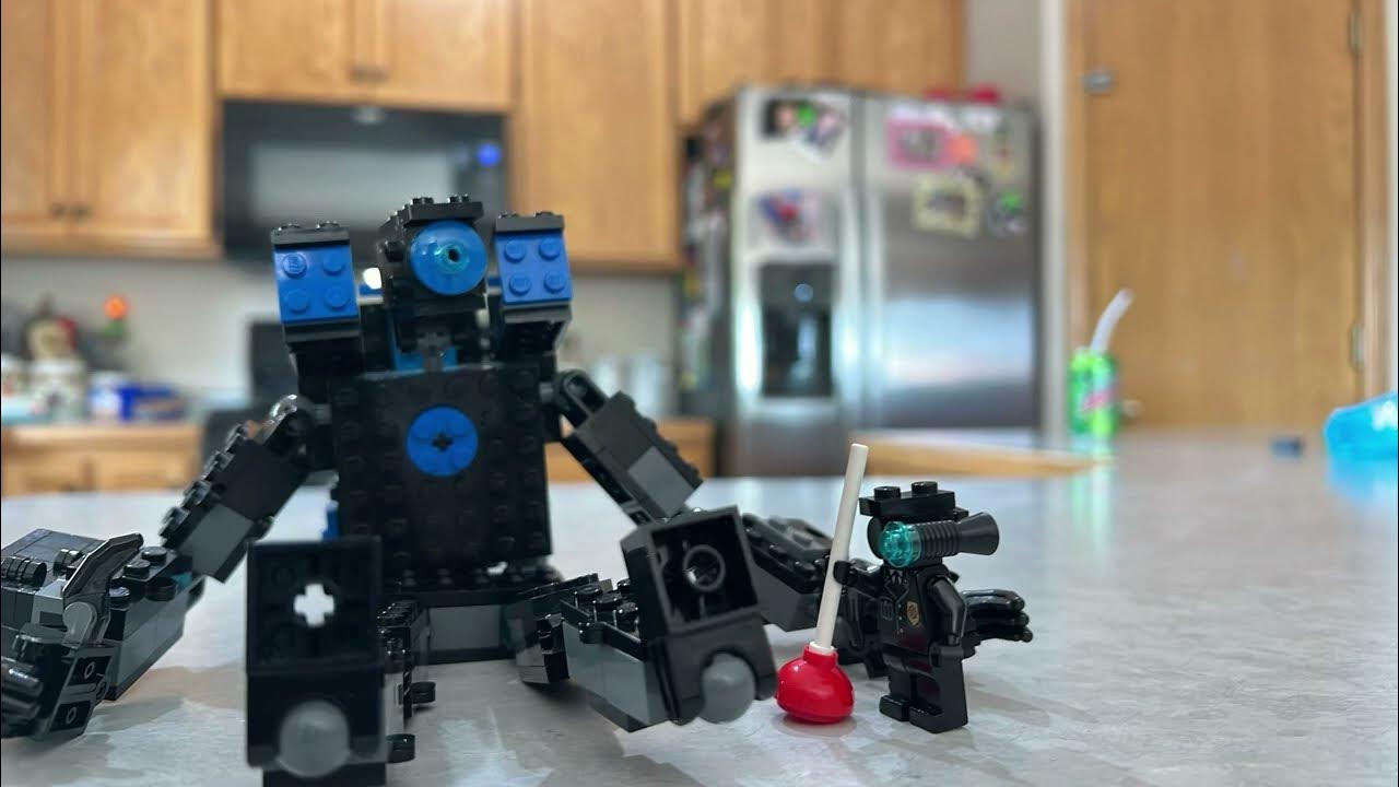 How to build Titan Cameraman out of legos! - YouTube