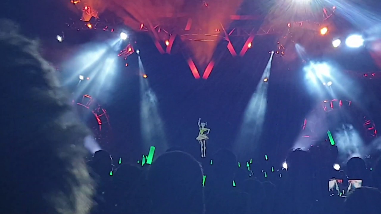 Hatsune Miku Expo 2018 Köln/Cologne, Germany || Satisfaction - YouTube