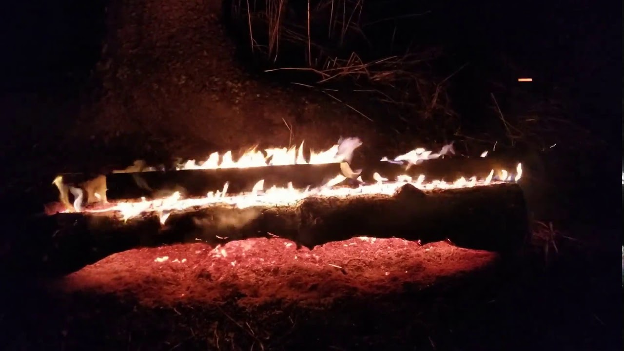 6 hour Alaska camp fire - YouTube