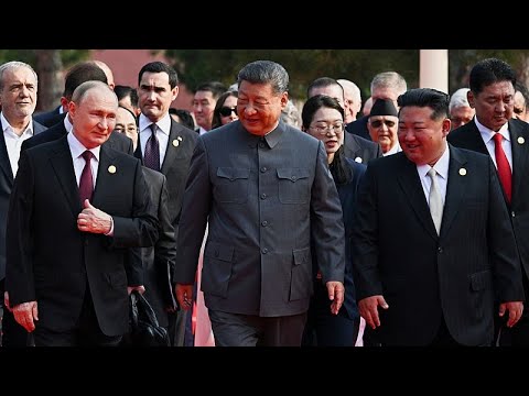 Putin ve Kim, Pekin'de düzenlenen askeri geçit törenine katıldı