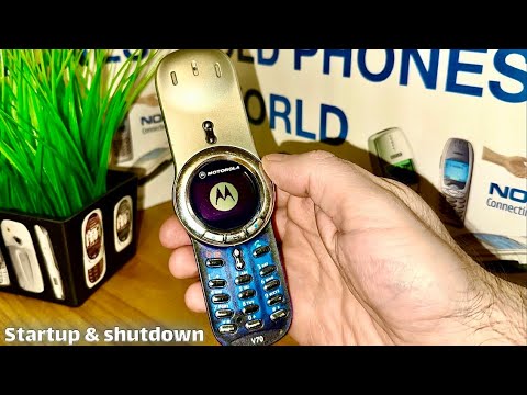 Motorola V70 startup and shutdown - by Old Phones World - YouTube